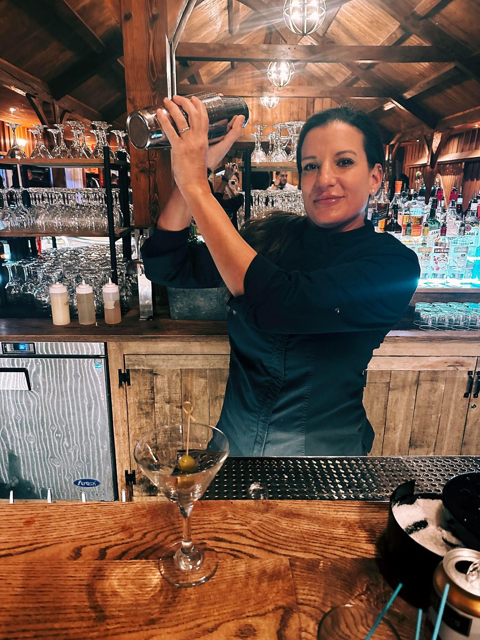 CWG Spotlight: Vanessa Pizzoferrato - Bar Manager / Head Mixologist ...